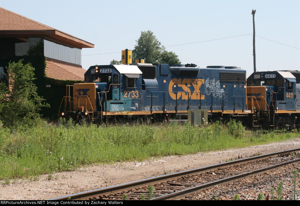 CSX 2733
